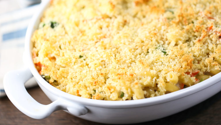 Alfredo Primavera Pasta Bake - Tabs & Tidbits